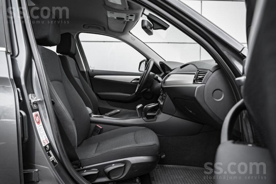 Pelēks BMW X1 2015 Rīga, ar dzinēja tilpumu 2.00 L un nobraukumu 120 tūkst. km par 11150 €, foto 9 vietnē AUTOMOTO.COM.LV