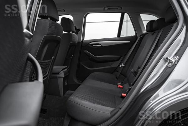 Grey BMW X1 2015 in Riga, with an engine capacity of 2.00 L and mileage of 120 thousand km for 11150 €, photo 9 on AUTOMOTO.COM.LV