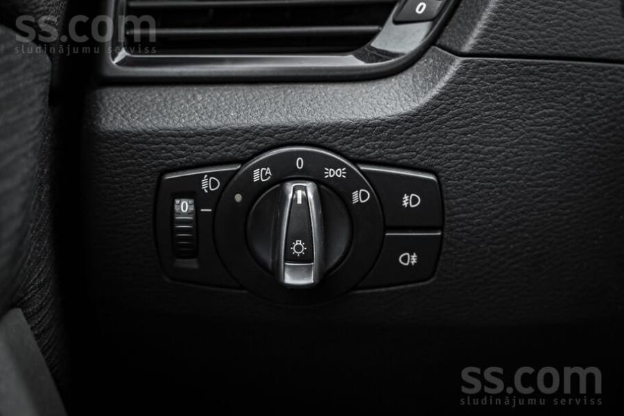 Pelēks BMW X1 2015 Rīga, ar dzinēja tilpumu 2.00 L un nobraukumu 120 tūkst. km par 11150 €, foto 25 vietnē AUTOMOTO.COM.LV
