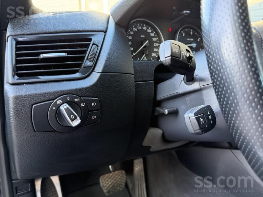 Pelēks BMW X1 2015 Tukums, ar dzinēja tilpumu 2.00 L un nobraukumu 241 tūkst. km par 10990 €, foto 10 vietnē AUTOMOTO.COM.LV