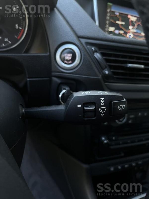 Pelēks BMW X1 2015 Saldus, ar dzinēja tilpumu 2.00 L un nobraukumu 306 tūkst. km par 8200 €, foto 9 vietnē AUTOMOTO.COM.LV