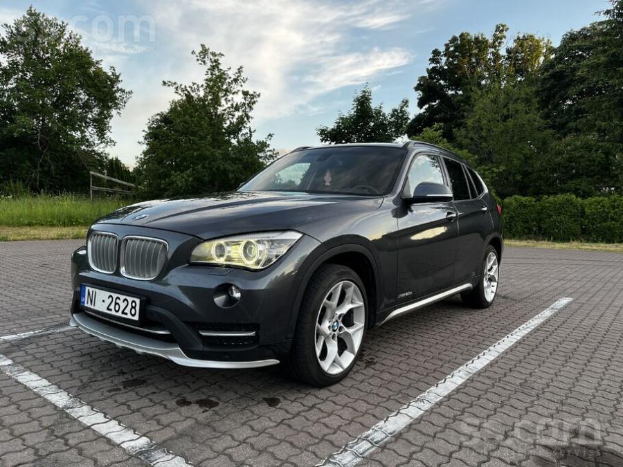 Pelēks BMW X1 2015 Saldus, ar dzinēja tilpumu 2.00 L un nobraukumu 306 tūkst. km par 8200 €, foto 6 vietnē AUTOMOTO.COM.LV