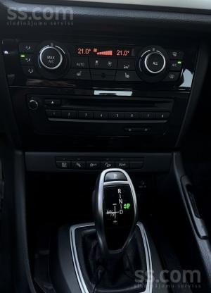 Pelēks BMW X1 2015 Saldus, ar dzinēja tilpumu 2.00 L un nobraukumu 306 tūkst. km par 8200 €, foto 12 vietnē AUTOMOTO.COM.LV