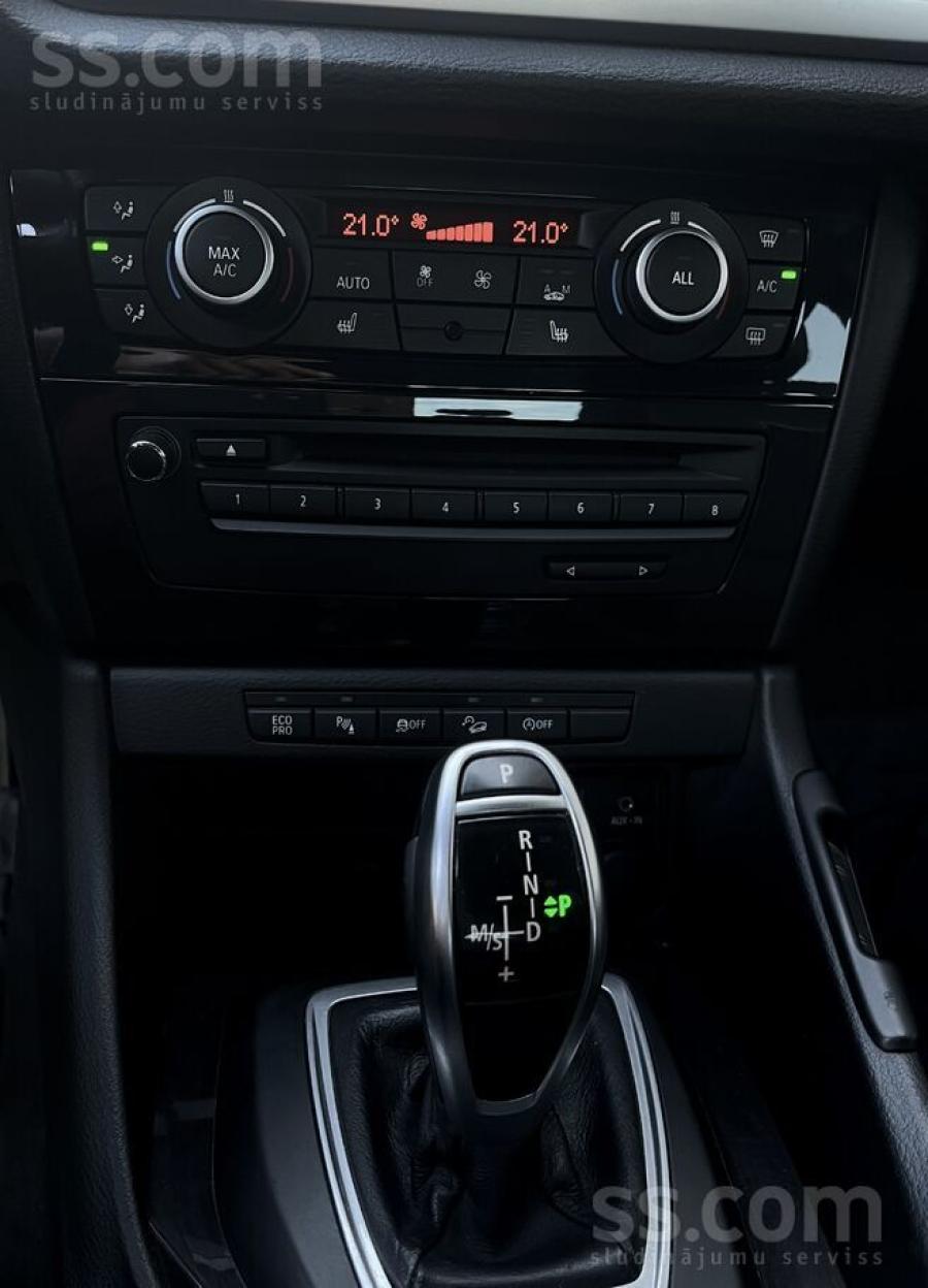 Pelēks BMW X1 2015 Saldus, ar dzinēja tilpumu 2.00 L un nobraukumu 306 tūkst. km par 8200 €, foto 12 vietnē AUTOMOTO.COM.LV