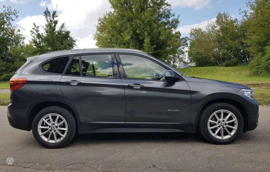 Pelēks BMW X1 2015 Šauļi, ar dzinēja tilpumu 2.00 L un nobraukumu 253 tūkst. km par 8700 €, foto 6 vietnē AUTOMOTO.COM.LV