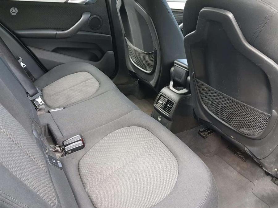 Pelēks BMW X1 2015 Šauļi, ar dzinēja tilpumu 2.00 L un nobraukumu 253 tūkst. km par 8700 €, foto 12 vietnē AUTOMOTO.COM.LV