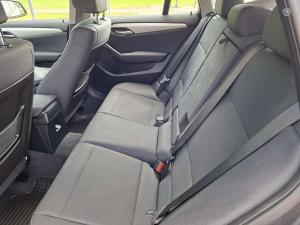 Pelēks BMW X1 2015 Alīta, ar dzinēja tilpumu 2.00 L un nobraukumu 145 tūkst. km par 7000 €, foto 8 vietnē AUTOMOTO.COM.LV