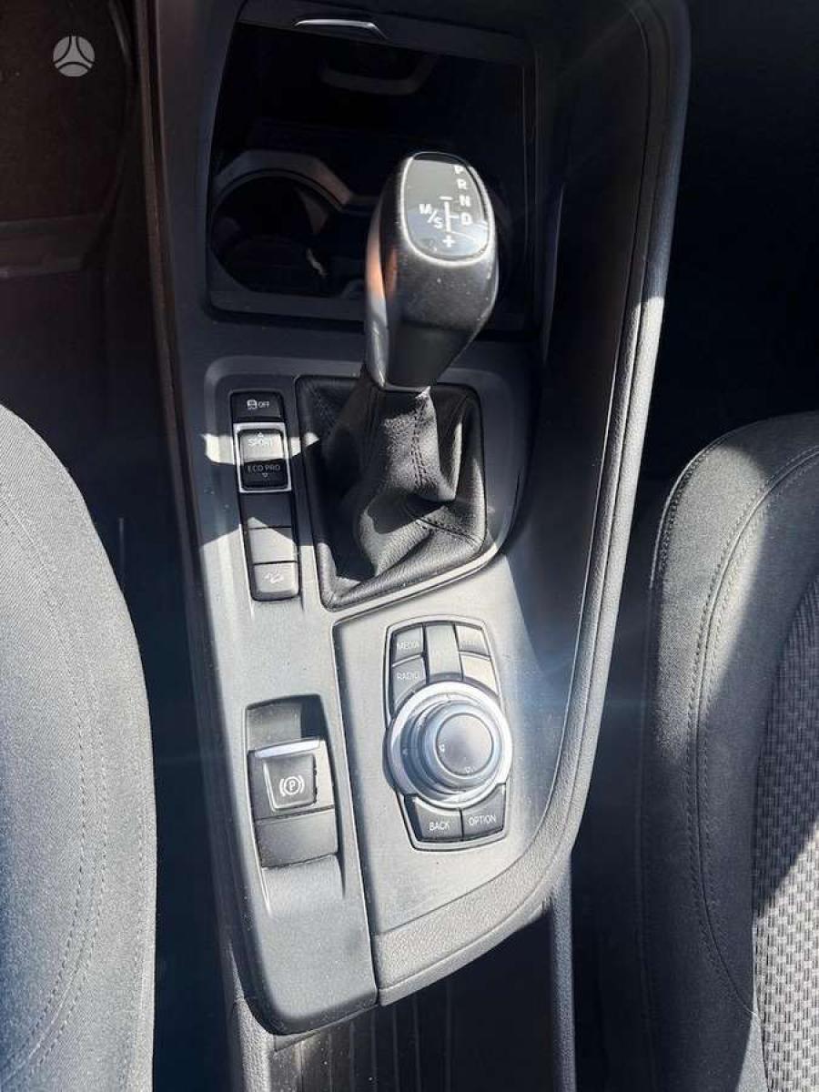 Grey BMW X1 2015 in Siauliai, with an engine capacity of 2.00 L and mileage of 290 thousand km for 9200 €, photo 33 on AUTOMOTO.COM.LV