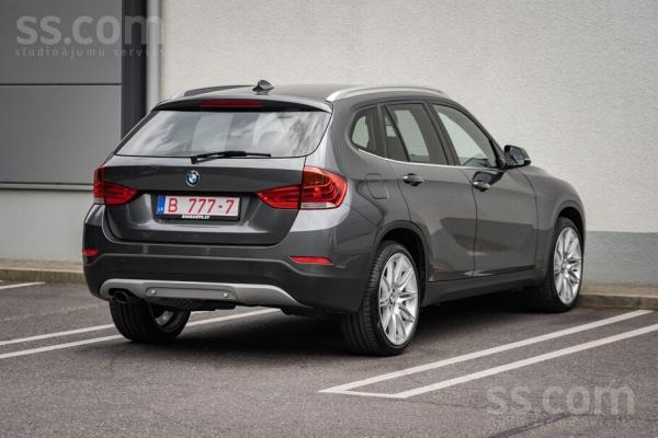 Pelēks BMW X1 2015 Rīga, ar dzinēja tilpumu 2.00 L un nobraukumu 120 tūkst. km par 9700 €, foto 5 vietnē AUTOMOTO.COM.LV