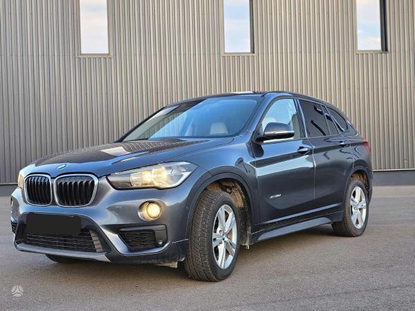 Pelēks BMW X1 2016 Mažeikiai, ar dzinēja tilpumu 2.00 L un nobraukumu 180 tūkst. km par 11700 €, foto 1 vietnē AUTOMOTO.COM.LV