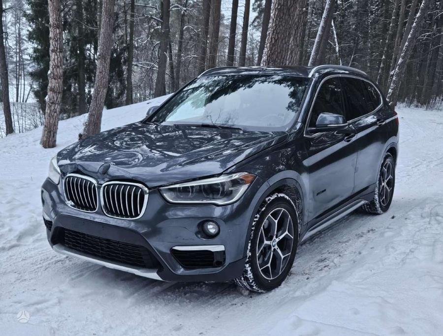 Grey BMW X1 2016 in Prienai, with an engine capacity of 2.00 L and mileage of 145 thousand km for 12500 €, photo 1 on AUTOMOTO.COM.LV