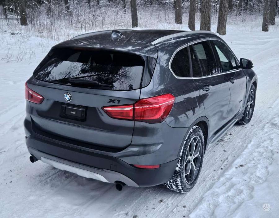 Grey BMW X1 2016 in Prienai, with an engine capacity of 2.00 L and mileage of 145 thousand km for 12500 €, photo 6 on AUTOMOTO.COM.LV