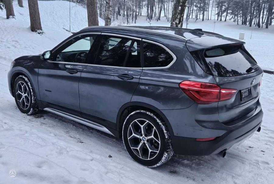 Grey BMW X1 2016 in Prienai, with an engine capacity of 2.00 L and mileage of 145 thousand km for 12500 €, photo 9 on AUTOMOTO.COM.LV
