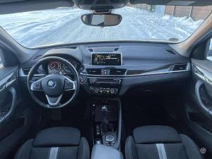 Grey BMW X1 2016 in Kaunas, with an engine capacity of 2.00 L and mileage of 158 thousand km for 13950 €, photo 18 on AUTOMOTO.COM.LV