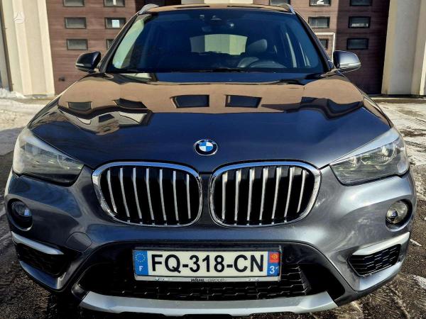 Grey BMW X1 2016 in Klaipeda, with an engine capacity of 2.00 L and mileage of 2318 thousand km for 10500 €, photo 2 on AUTOMOTO.COM.LV
