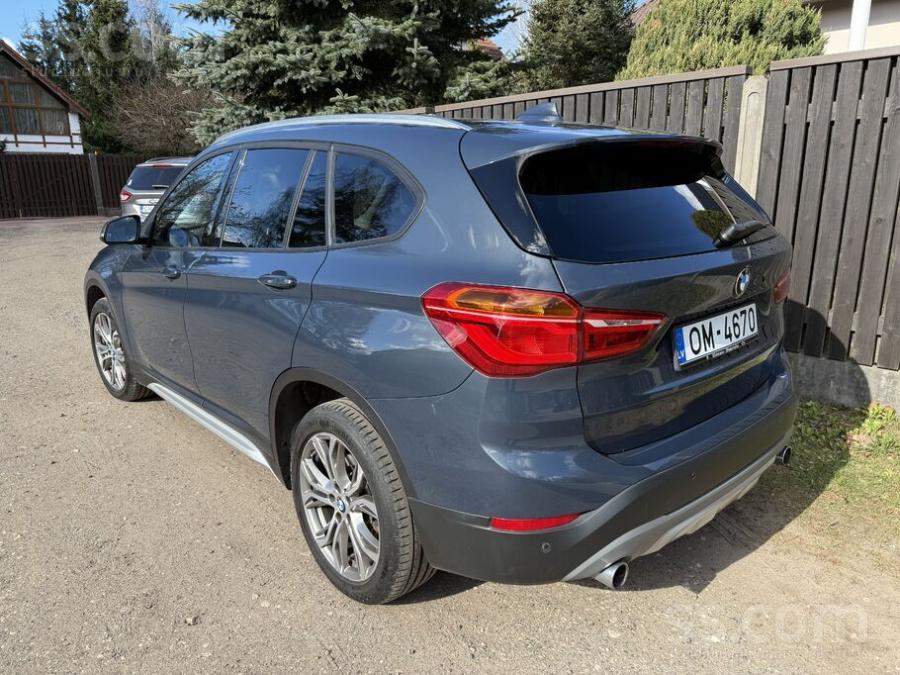 Pelēks BMW X1 2016 Ogre, ar dzinēja tilpumu 2.00 L un nobraukumu 273 tūkst. km par 13450 €, foto 7 vietnē AUTOMOTO.COM.LV