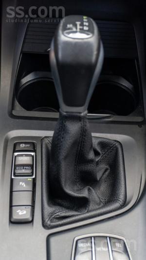 Grey BMW X1 2016 in Riga, with an engine capacity of 2.00 L and mileage of 249 thousand km for 13990 €, photo 19 on AUTOMOTO.COM.LV