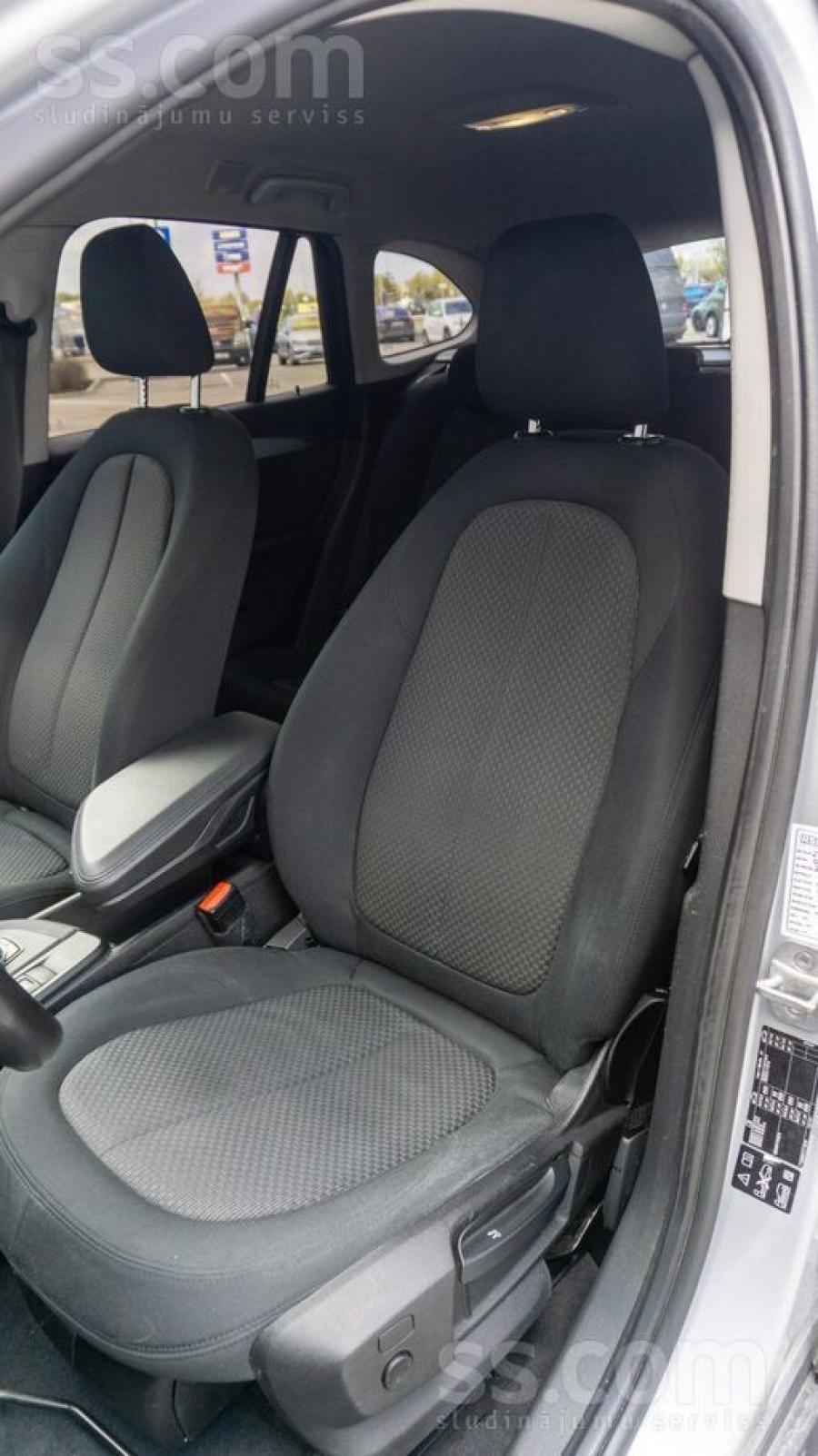 Grey BMW X1 2016 in Riga, with an engine capacity of 2.00 L and mileage of 249 thousand km for 13990 €, photo 30 on AUTOMOTO.COM.LV