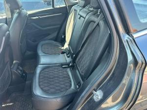 Grey BMW X1 2016 in Siauliai, with an engine capacity of 2.00 L and mileage of 146 thousand km for 13300 €, photo 12 on AUTOMOTO.COM.LV