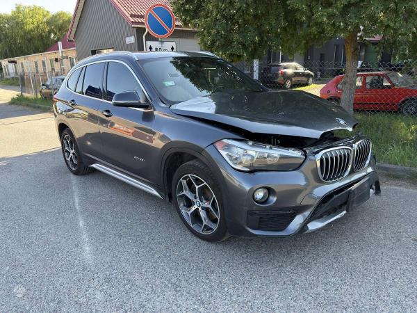 Pelēks BMW X1 2016 Šauļi, ar dzinēja tilpumu 2.00 L un nobraukumu 249 tūkst. km par 6400 €, foto 1 vietnē AUTOMOTO.COM.LV