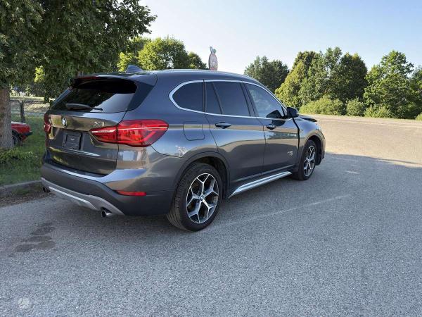 Pelēks BMW X1 2016 Šauļi, ar dzinēja tilpumu 2.00 L un nobraukumu 249 tūkst. km par 6400 €, foto 3 vietnē AUTOMOTO.COM.LV