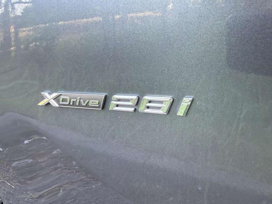 Grey BMW X1 2016 in Siauliai, with an engine capacity of 2.00 L and mileage of 249 thousand km for 6400 €, photo 10 on AUTOMOTO.COM.LV