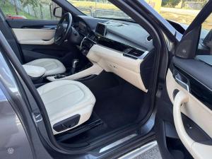 Grey BMW X1 2016 in Siauliai, with an engine capacity of 2.00 L and mileage of 249 thousand km for 6400 €, photo 16 on AUTOMOTO.COM.LV