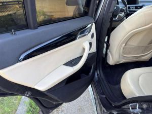 Grey BMW X1 2016 in Siauliai, with an engine capacity of 2.00 L and mileage of 249 thousand km for 6400 €, photo 17 on AUTOMOTO.COM.LV