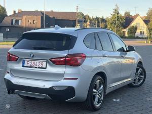Grey BMW X1 2016 in Raseiniai, with an engine capacity of 2.00 L and mileage of 296 thousand km for 12999 €, photo 4 on AUTOMOTO.COM.LV