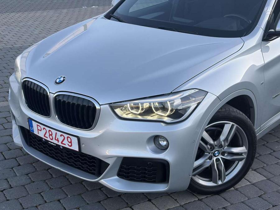 Grey BMW X1 2016 in Raseiniai, with an engine capacity of 2.00 L and mileage of 296 thousand km for 12999 €, photo 6 on AUTOMOTO.COM.LV