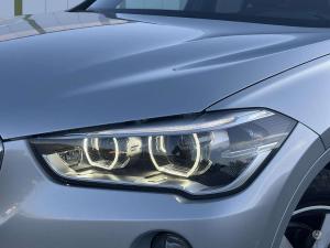 Grey BMW X1 2016 in Raseiniai, with an engine capacity of 2.00 L and mileage of 296 thousand km for 12999 €, photo 7 on AUTOMOTO.COM.LV