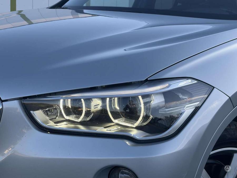 Grey BMW X1 2016 in Raseiniai, with an engine capacity of 2.00 L and mileage of 296 thousand km for 12999 €, photo 7 on AUTOMOTO.COM.LV