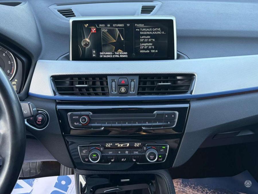 Grey BMW X1 2016 in Raseiniai, with an engine capacity of 2.00 L and mileage of 296 thousand km for 12999 €, photo 16 on AUTOMOTO.COM.LV