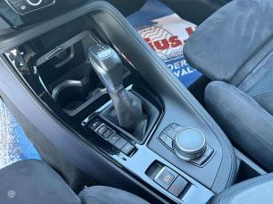 Grey BMW X1 2016 in Raseiniai, with an engine capacity of 2.00 L and mileage of 296 thousand km for 12999 €, photo 19 on AUTOMOTO.COM.LV