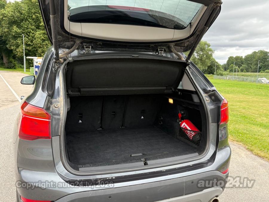 Pelēks BMW X1 2016 Tartu, ar dzinēja tilpumu 2.00 L un nobraukumu 164 tūkst. km par 17900 €, foto 8 vietnē AUTOMOTO.COM.LV