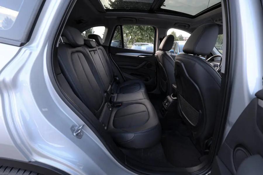 Pelēks BMW X1 2016 Jelgava, ar dzinēja tilpumu 2.00 L un nobraukumu 241 tūkst. km par 12750 €, foto 11 vietnē AUTOMOTO.COM.LV