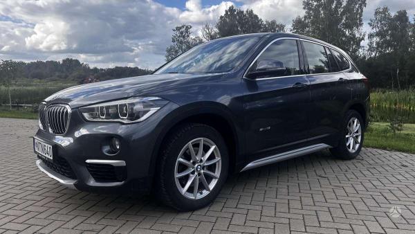 Grey BMW X1 2016 in Utena, with an engine capacity of 1.50 L and mileage of 213 thousand km for 11250 €, photo 9 on AUTOMOTO.COM.LV