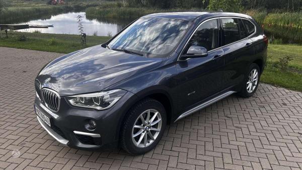 Grey BMW X1 2016 in Utena, with an engine capacity of 1.50 L and mileage of 213 thousand km for 11250 €, photo 10 on AUTOMOTO.COM.LV