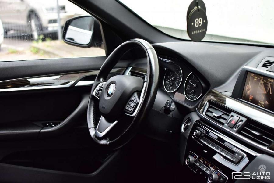 Grey BMW X1 2016 in Kretinga, with an engine capacity of 2.00 L and mileage of 241 thousand km for 10500 €, photo 31 on AUTOMOTO.COM.LV