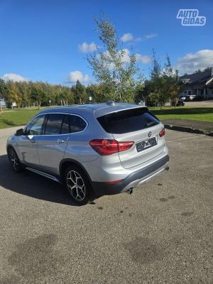 Grey BMW X1 2016 in Ukmerge, with an engine capacity of 2.00 L and mileage of 142 thousand km for 16499 €, photo 6 on AUTOMOTO.COM.LV