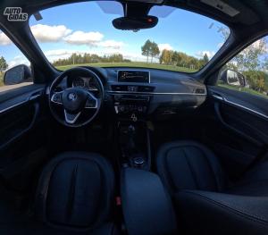 Grey BMW X1 2016 in Ukmerge, with an engine capacity of 2.00 L and mileage of 142 thousand km for 16499 €, photo 20 on AUTOMOTO.COM.LV