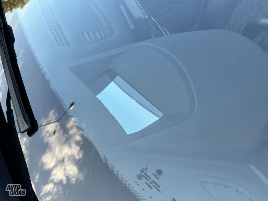 Grey BMW X1 2016 in Trakai, with an engine capacity of 2.00 L and mileage of 268 thousand km for 12800 €, photo 32 on AUTOMOTO.COM.LV