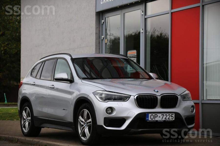Pelēks BMW X1 2016 Rīga, ar dzinēja tilpumu 2.00 L un nobraukumu 296 tūkst. km par 11995 €, foto 5 vietnē AUTOMOTO.COM.LV