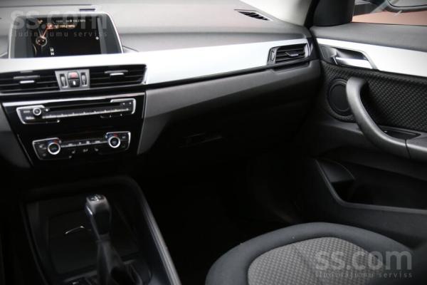 Pelēks BMW X1 2016 Rīga, ar dzinēja tilpumu 2.00 L un nobraukumu 296 tūkst. km par 11995 €, foto 10 vietnē AUTOMOTO.COM.LV