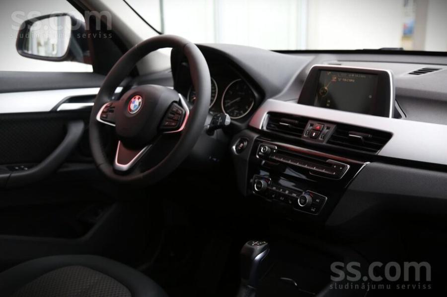 Pelēks BMW X1 2016 Rīga, ar dzinēja tilpumu 2.00 L un nobraukumu 296 tūkst. km par 11995 €, foto 12 vietnē AUTOMOTO.COM.LV