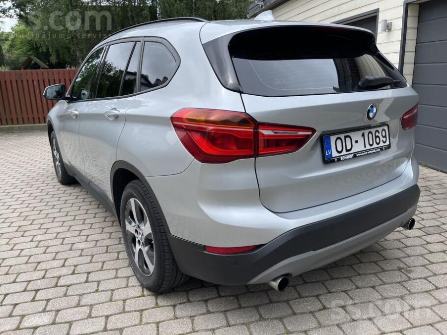 Grey BMW X1 2017 in Riga, with an engine capacity of 2.00 L and mileage of 229 thousand km for 13999 €, photo 2 on AUTOMOTO.COM.LV