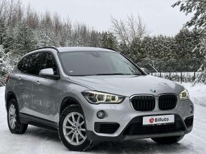 Grey BMW X1 2017 in Utena, with an engine capacity of 2.00 L and mileage of 299 thousand km for 12250 €, photo 6 on AUTOMOTO.COM.LV