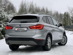 Grey BMW X1 2017 in Utena, with an engine capacity of 2.00 L and mileage of 299 thousand km for 12250 €, photo 12 on AUTOMOTO.COM.LV