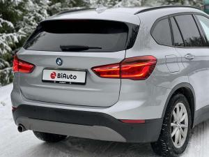 Grey BMW X1 2017 in Utena, with an engine capacity of 2.00 L and mileage of 299 thousand km for 12250 €, photo 13 on AUTOMOTO.COM.LV
