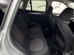 Grey BMW X1 2017 in Vilnius, with an engine capacity of 2.00 L and mileage of 280 thousand km for 12900 €, photo 11 on AUTOMOTO.COM.LV